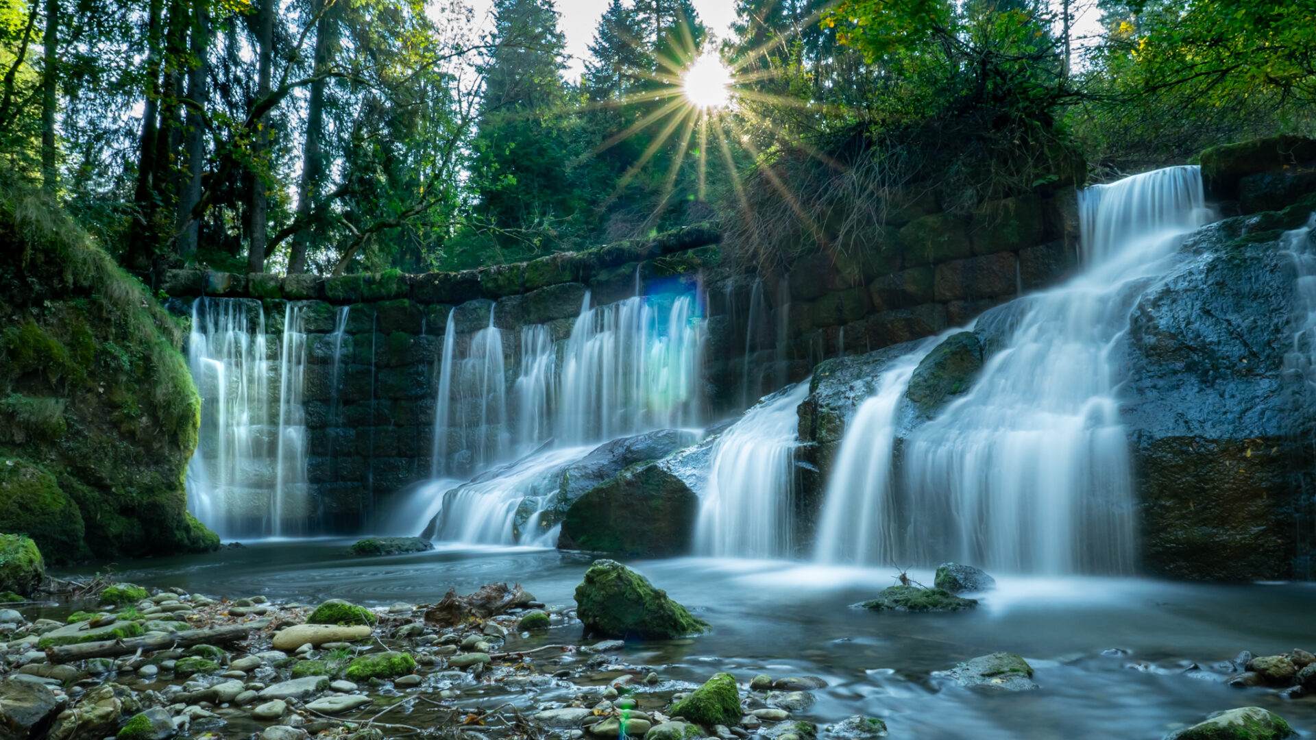 5 Schöne Wasserfälle in Bayern: Fotospot und Ausflugsziel